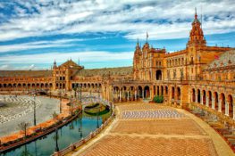 17 Beautiful Squares in Europe You Need to Visit At Least Once - Global ...