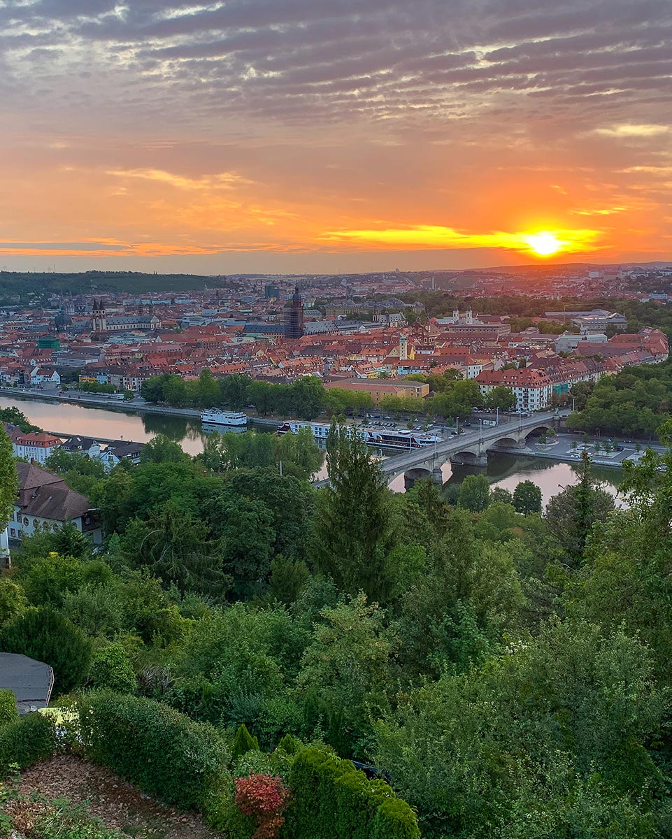 26 Most Beautiful Cities in Europe You Should Visit in 2021
