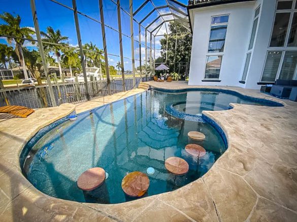 30 Unique Airbnbs in Florida: Beach Houses + Vacation Rentals