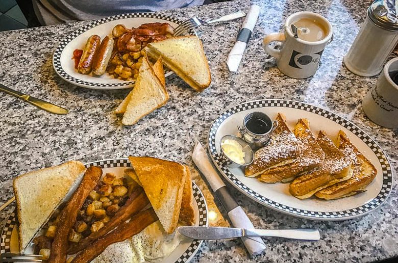 15 Fun & Unique Restaurants in Boston (By a Local) - Global Viewpoint