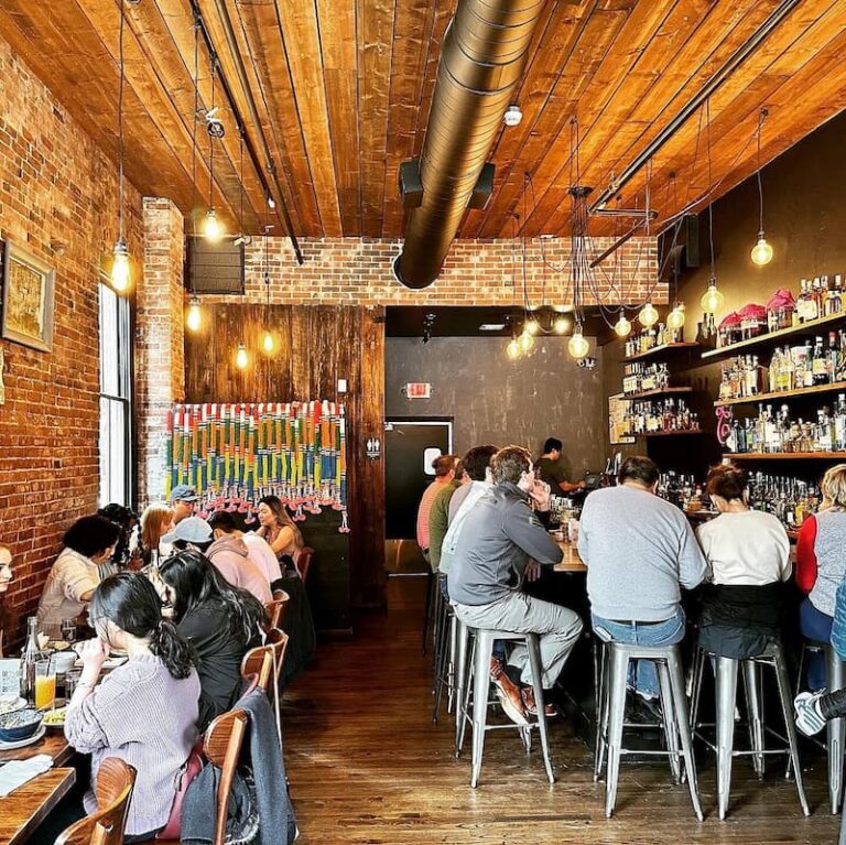 25 Unique Boston Restaurants: From the North End to Southie - Global ...