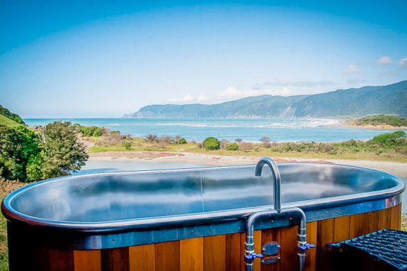 12 Best Airbnbs in New Zealand: Houses for Rent + Vacation Rentals