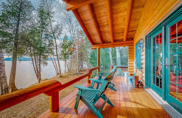 13 Cozy Cabin Rentals in Maine (With Availability)