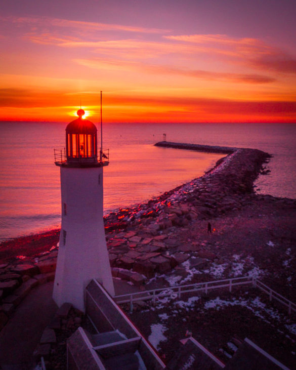9 Prettiest Lighthouses to Visit in Massachusetts