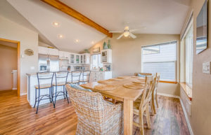 13 Oregon Vacation Rentals: Top Beach Houses + Coast Houses for Rent