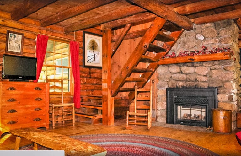 13 EPIC Cabin Rentals in New Hampshire (Log Cabins + Cottages)