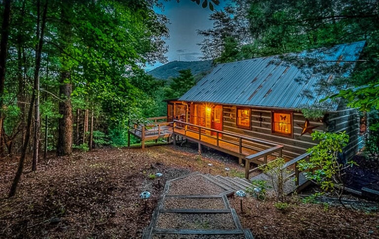 These 13 Cabin Rentals in Blue Ridge, Georgia Are Straight Up Amazing