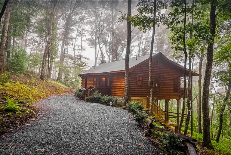 These 13 Cabin Rentals in Blue Ridge, Georgia Are Straight Up Amazing
