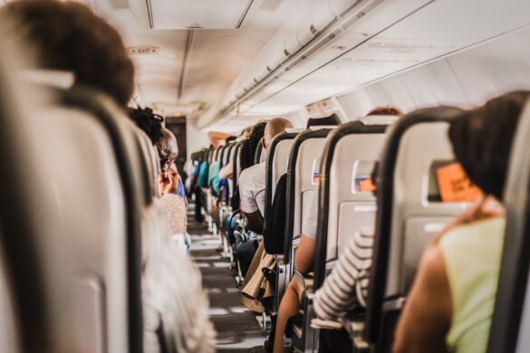 7 Expert Ways to Find Cheap Business Class Flights (For 75% Off)