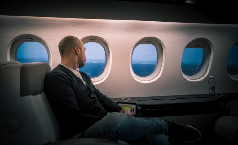 10 Proven Ways to Find Cheap First Class Flights