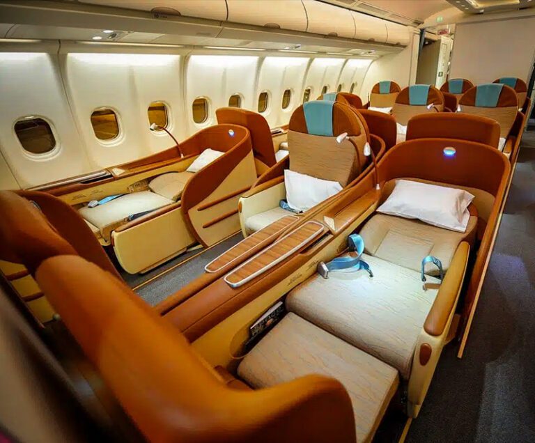 10 Proven Ways to Find Cheap First Class Flights