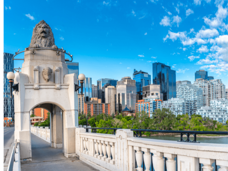 7 Stunning & Affordable Places to Fly from Seattle Right Now