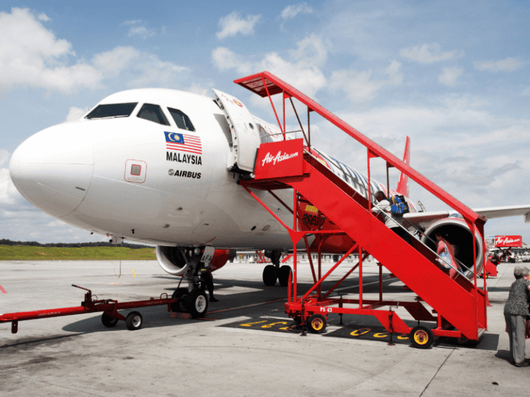 The 12 Cheapest Airlines for International Flights in 2026