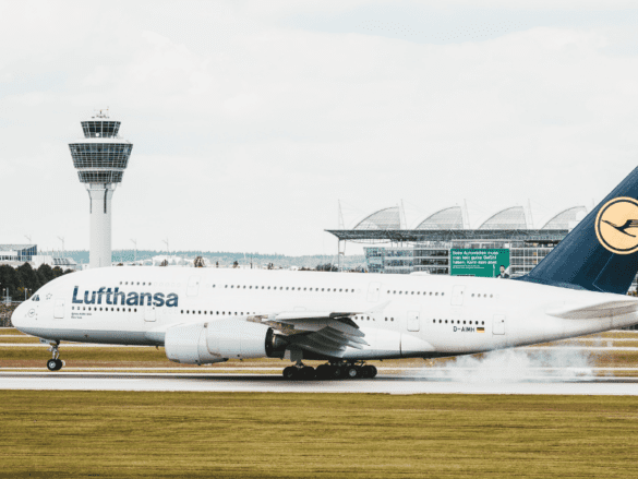 Top 10 Recommended Airlines to Italy in 2025 (Ultimate Guide) - Global ...