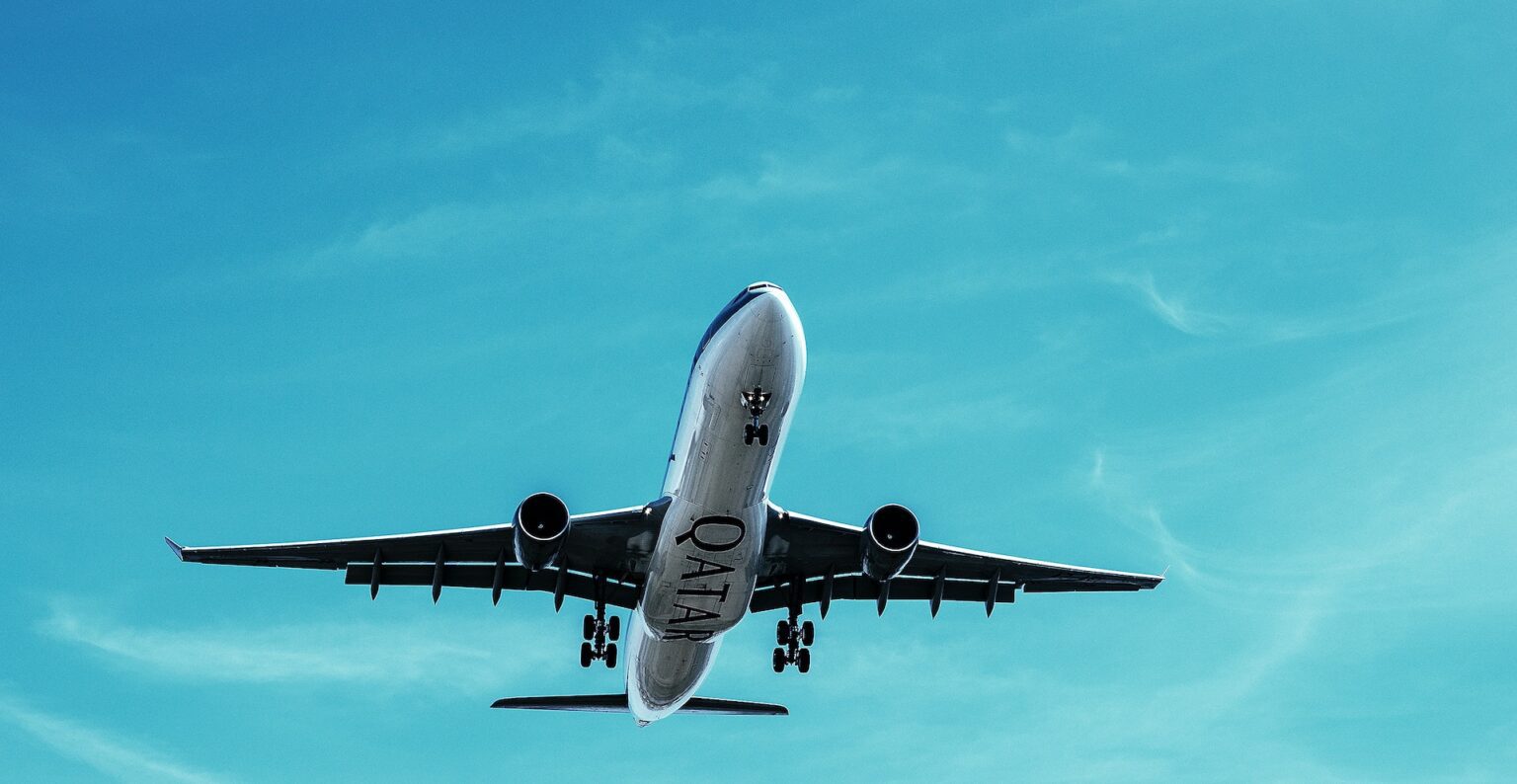 Best Flights to Greece in 2026 (My 8 Favorite Airlines from the US)