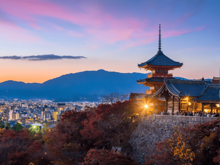 11 Jaw-Dropping Places to Travel in October You Won’t Believe Exist