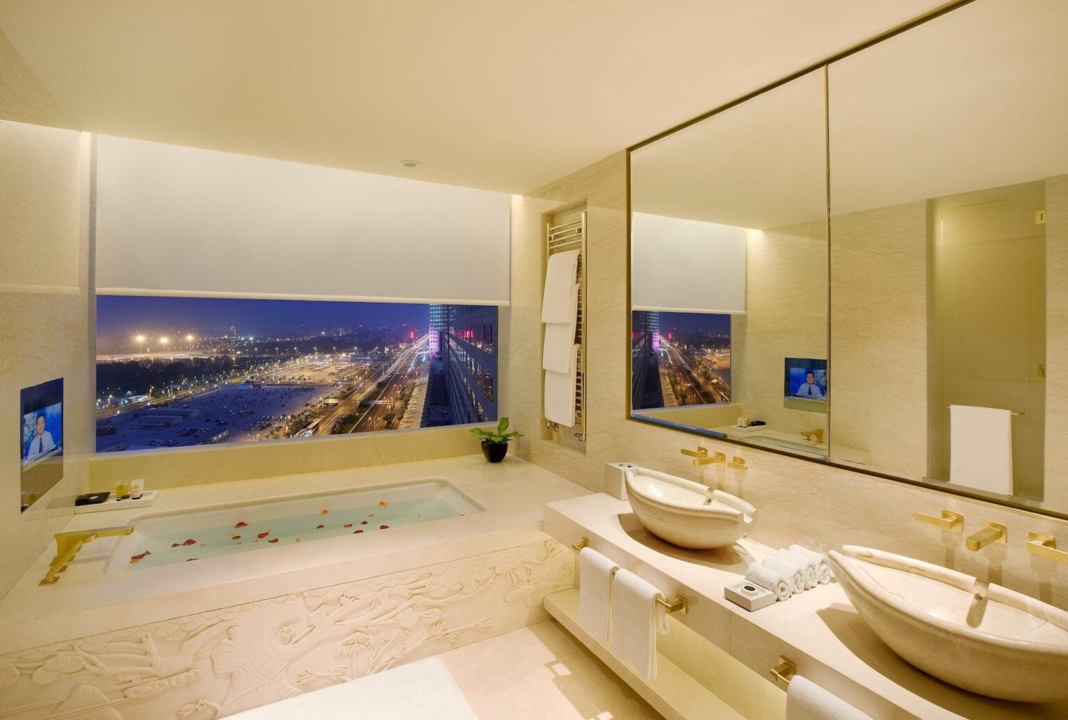 The Best 7-Star Hotels in the World | Global Viewpoint