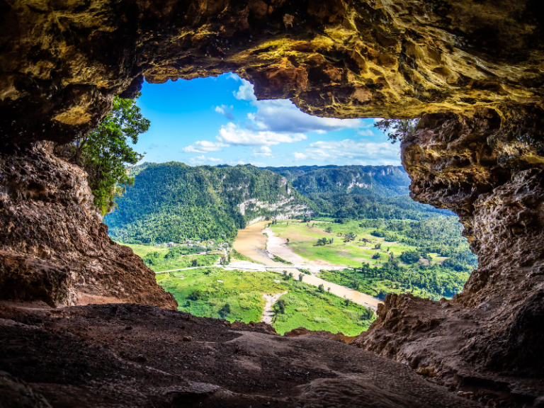 Top 7 Airlines for the Best Flights to Puerto Rico