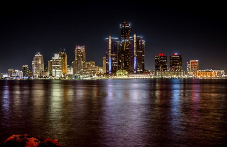 13 Picture-Perfect Places in Michigan That Feel Like a Dream - Global ...
