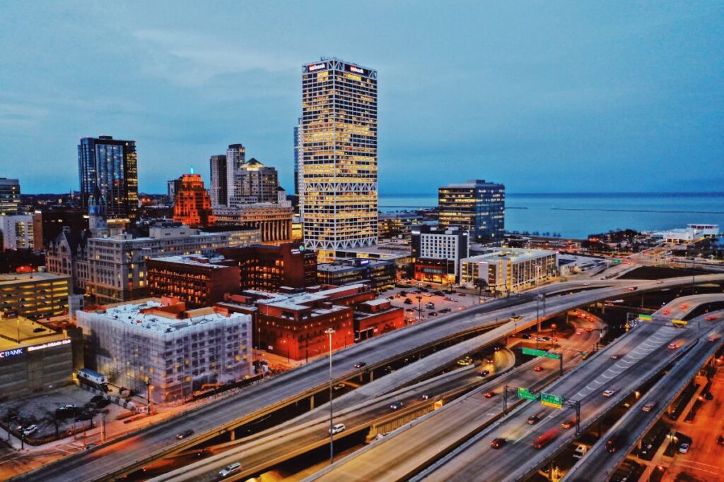 13 CHEAP Places to Fly from Milwaukee This Year - Global Viewpoint