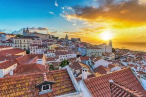 The Ultimate Lisbon Guide: 12 Things to Do & Places to Go - Global ...