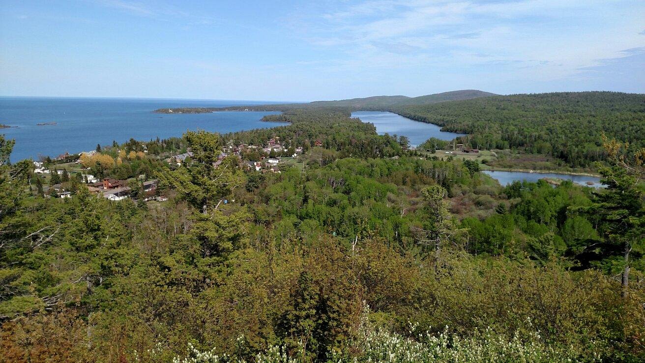 Explore the Keweenaw Peninsula: Brockway Views, Shipwrecks & Quiet Trails