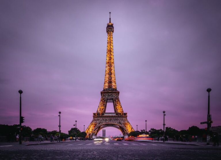 The 12 Prettiest Places in Paris You Need to See - Global Viewpoint