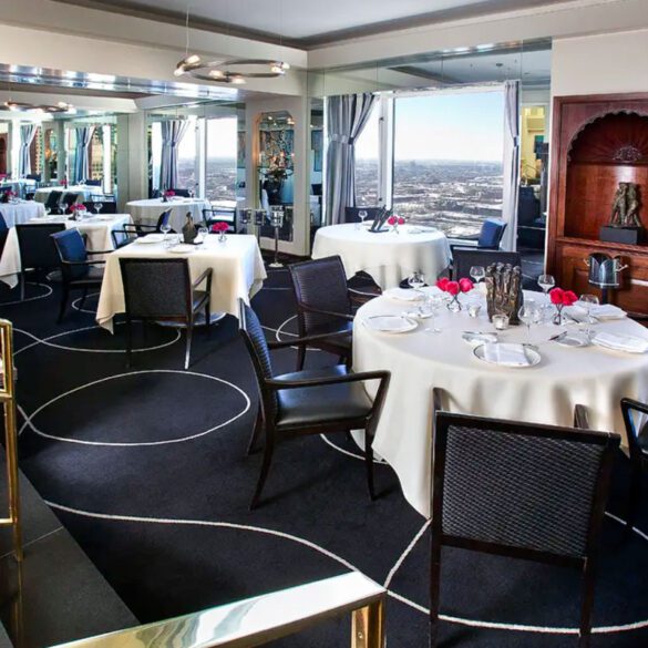 12 FUN & Unique Restaurants in Chicago - Global Viewpoint