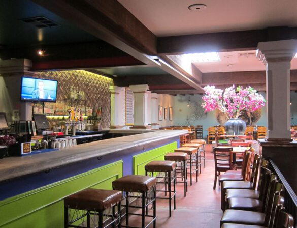 20 Most Unique Restaurants in Los Angeles (Including the Magic Castle ...