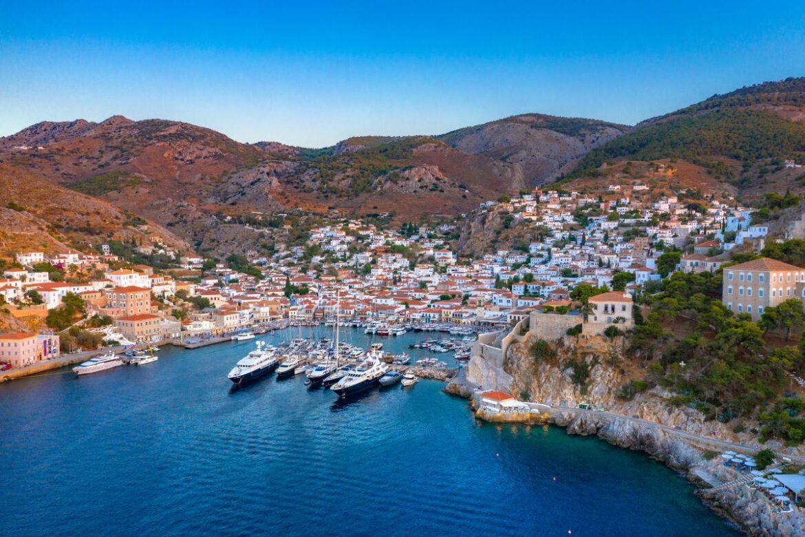 12 Most Beautiful Places in Greece to Visit (Before Everyone Else!)
