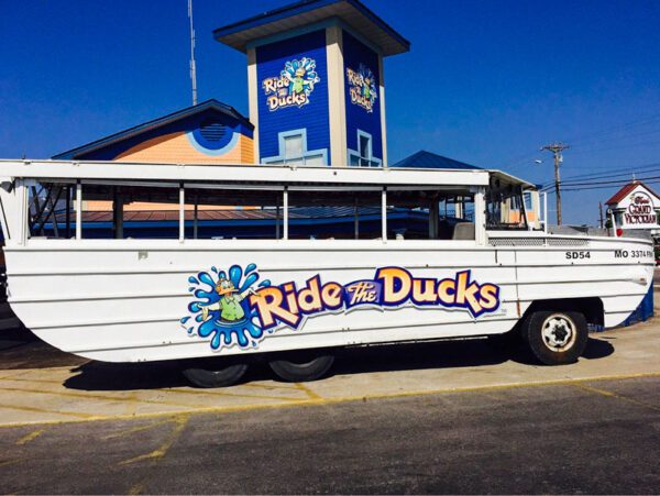 Branson, Missouri Bucket List: 13 Must-See Things to Do and Enjoy