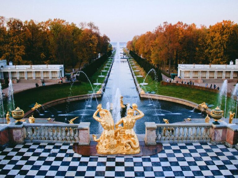 12 Beautiful Places in Russia to Visit That'll Blow Your Mind (2025)