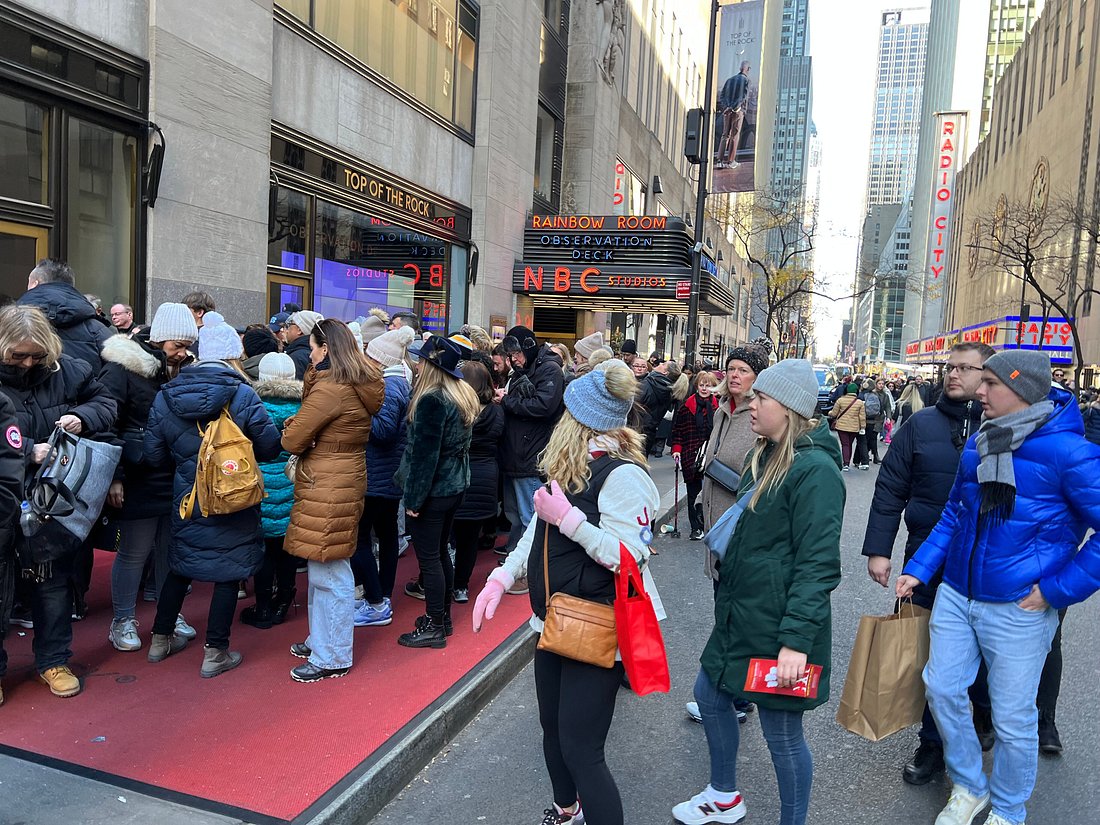 12 EPIC Things to Do in New York City at Night (Don't Miss #7!)