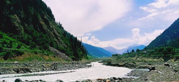 The 12 Most Beautiful Places in Pakistan (World's Best Kept Secret)