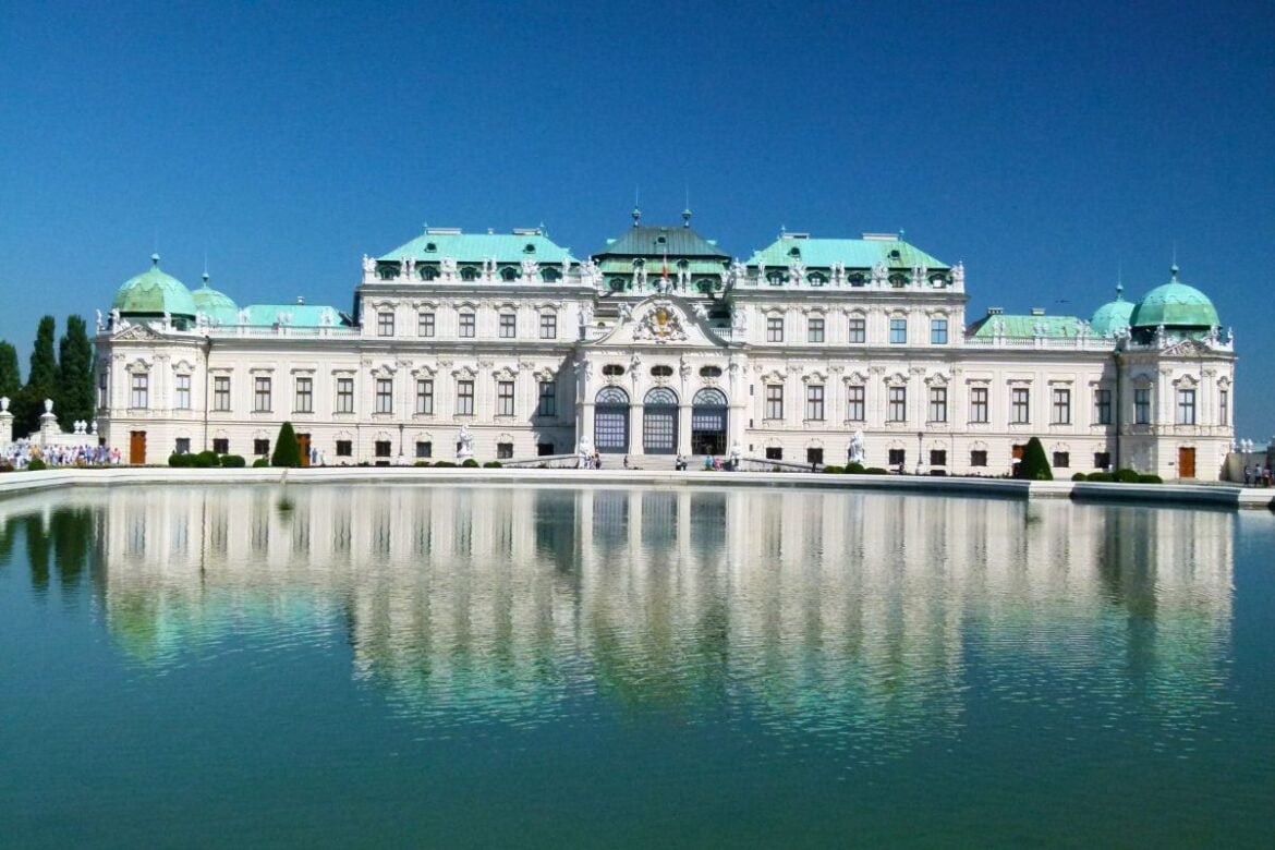 13 BREATHTAKING Places in Austria to Visit (Local's Guide)