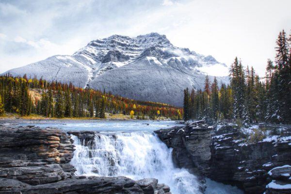 12 Enchanting Spots in Alberta to Add to Your Bucket List
