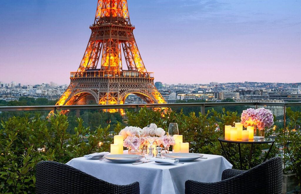 12 Amazing Hotels in Paris with the BEST Eiffel Tower Views - Global ...