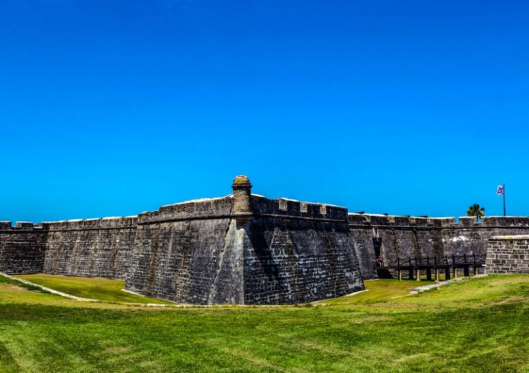 St. Augustine Guide: Castillo Fortress, Ghost Tours & Pirate Lore ...