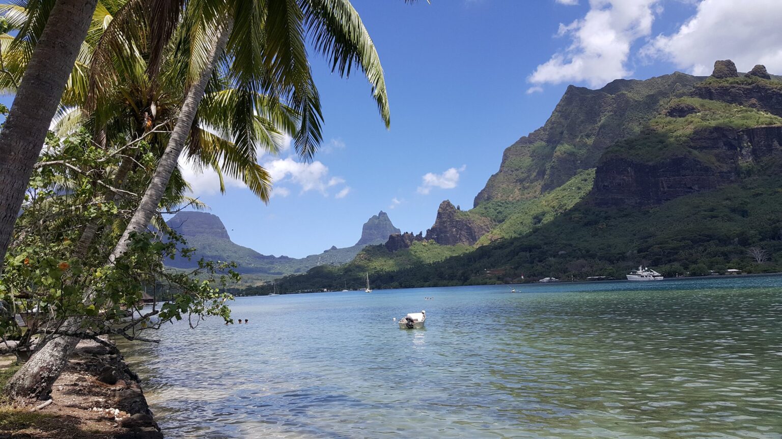 Moorea Guide 202: Hidden Trails, Volcano Views & Tiki Nights