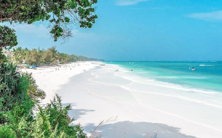 12 Most Beautiful Places in Kenya to Visit (2025 Guide)