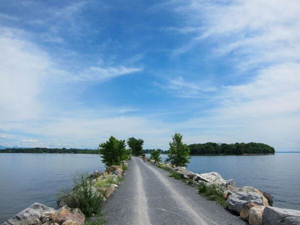 15 Must-See Attractions Around Lake Champlain (NY & VT) You Can’t Miss!