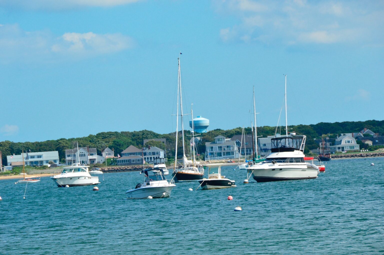 Hyannis Travel Guide: JFK History, Island Ferries & Cape Cod Beaches