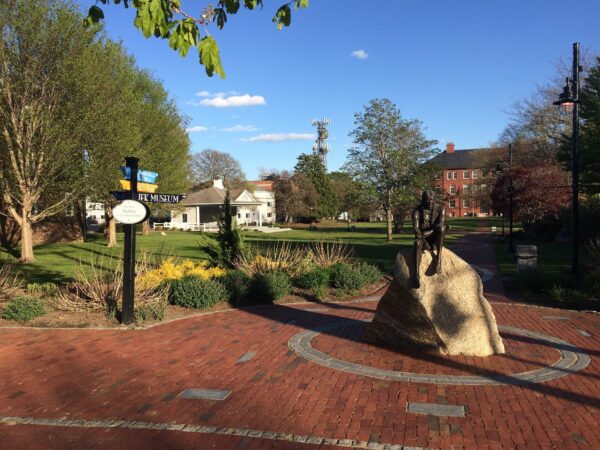 15 Iconic Hyannis, MA Attractions & Activities to Add to Your Itinerary