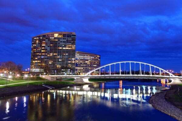 Unique Restaurants in Columbus: 12 Coolest Places to Eat