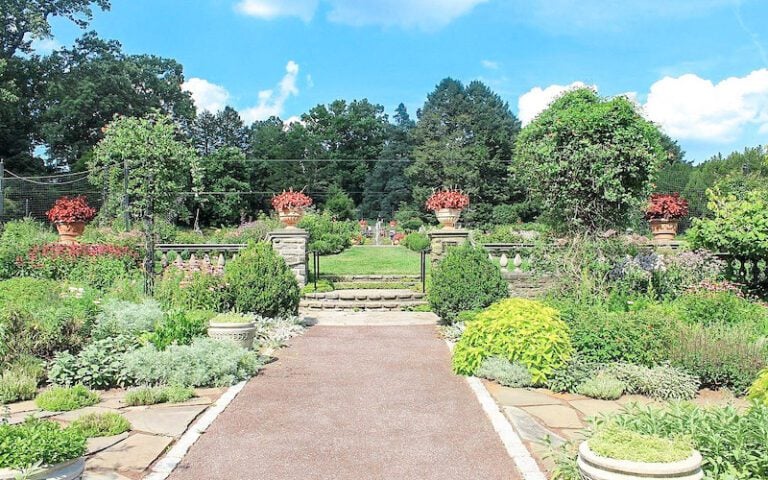 12 Mind-Blowing Places in Philadelphia to See in 2026