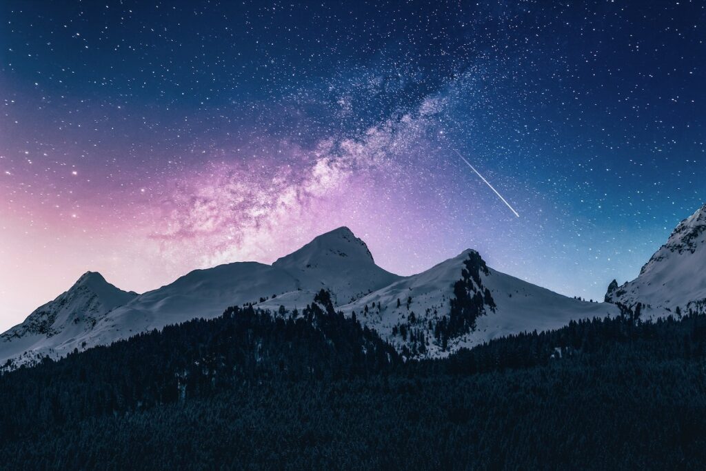 11 Surreal Places In The World You Need to Experience At Night - Global ...