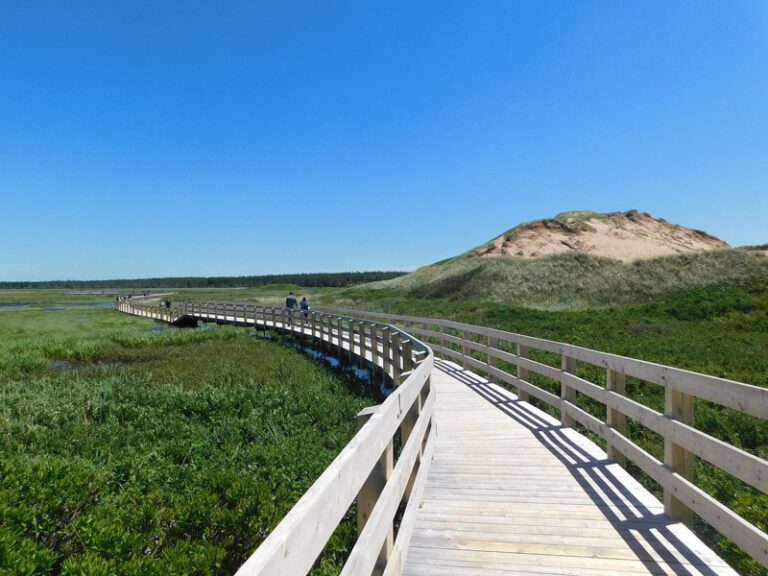 12 Fairytale-Like Places in Prince Edward Island (PEI) You’ll Fall in ...