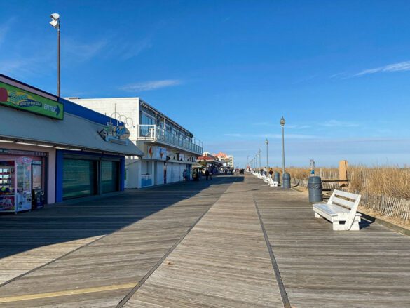 Rehoboth Beach Guide: Sunset Boardwalk, Paddleboarding & Craft Beer
