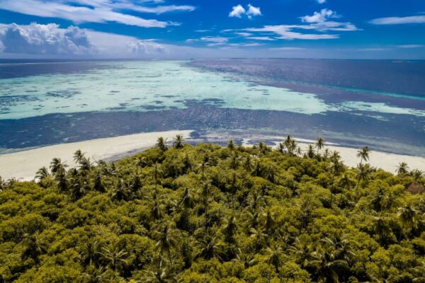 12 Beautiful Places in The Maldives You NEED On Your Bucket List