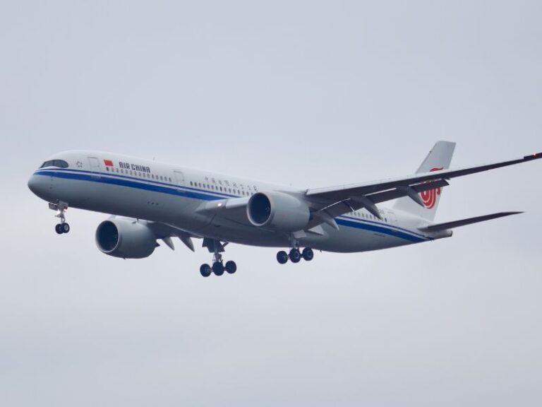 The 10 Best Airlines to Fly to China in 2026 (New Visa Rules) - Global ...